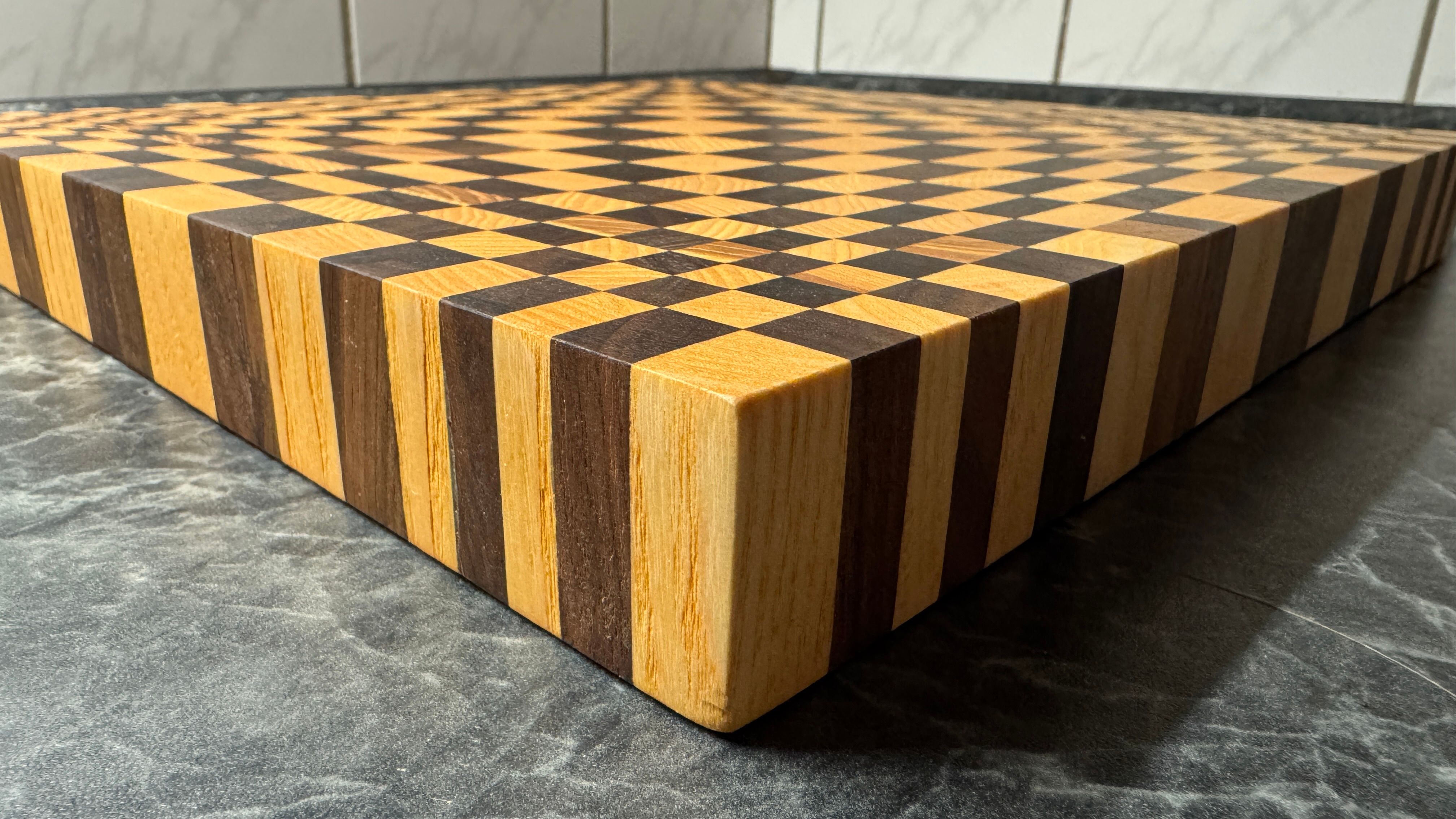 Unique piece: End grain cutting board with 3D optical illusion